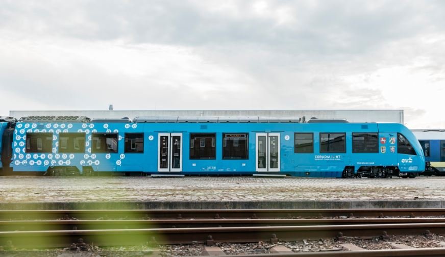 'Hydrail', the world’s First Hydrogen Powered Train now Operational in ...