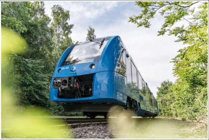 'Hydrail', the world’s First Hydrogen Powered Train now Operational in ...
