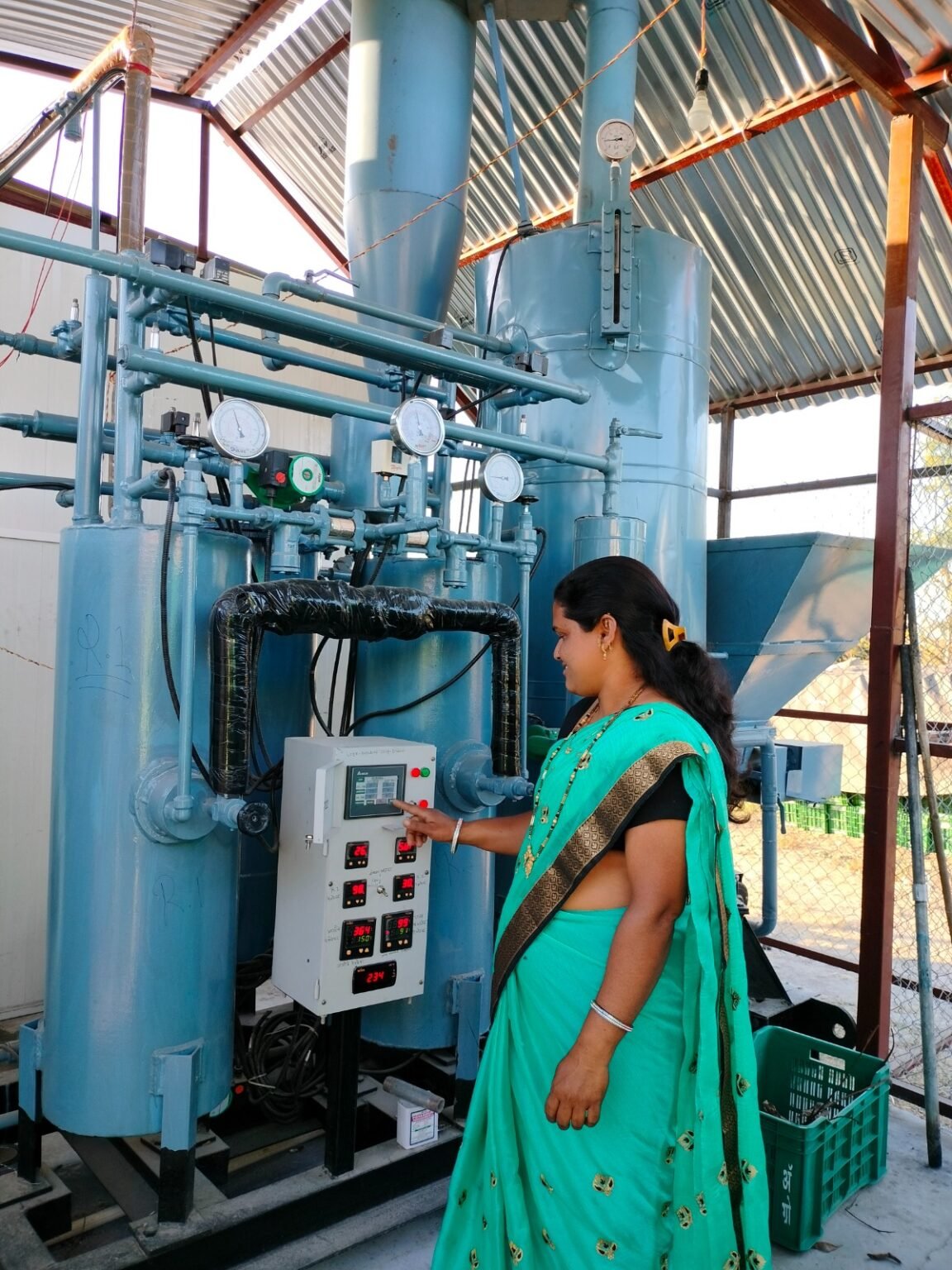 Biomass Powered Storage Demonstrates Benefits For Maharashtra farmers
