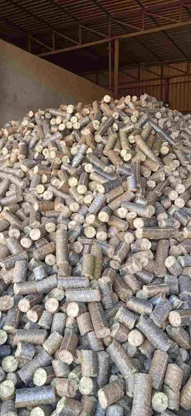 Biofuels Junction Briquettes biogas bifuels CBG - Renewable Energy and ...